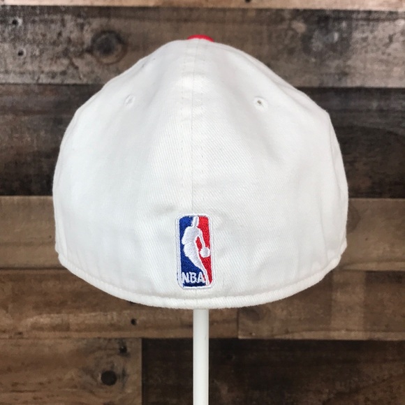 adidas | Accessories | Nba Chicago Bulls Adidas White Fitted Hat | Poshmark